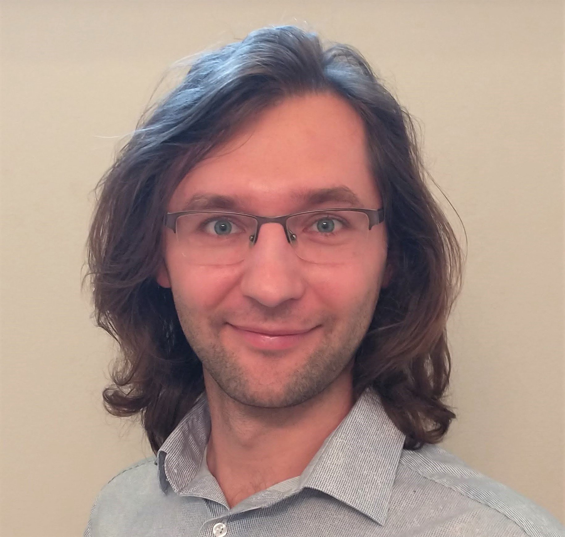 Pawel Grzegrzolka - College of Arts & Sciences at Syracuse University